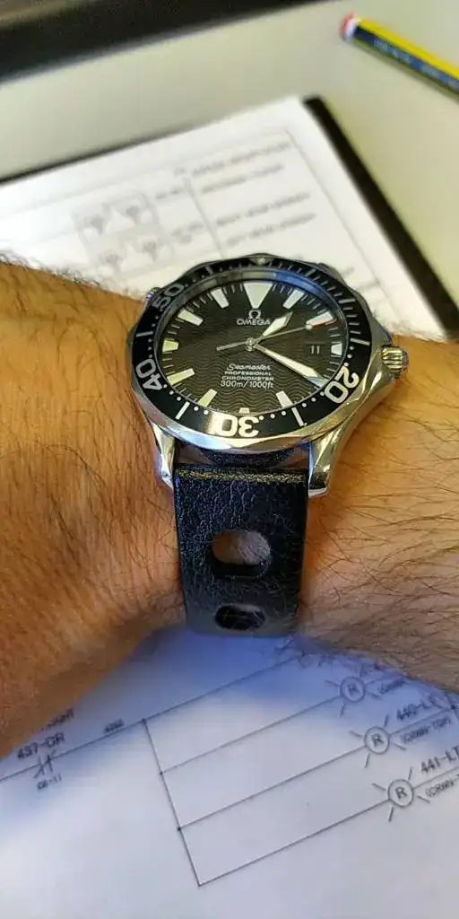 Oris aquis, omega seamaster, mido ocean star, tudor bb, longines hc ...