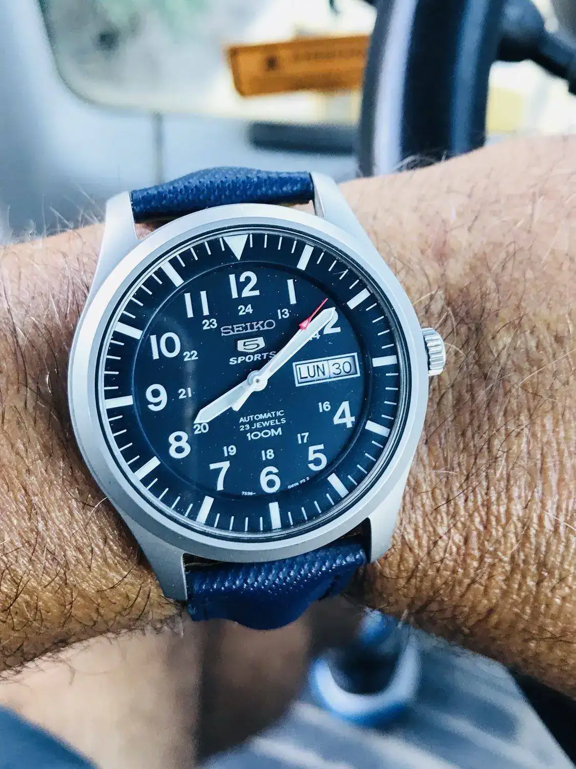 A por el lunes 30. | Relojes Especiales, EL foro de relojes