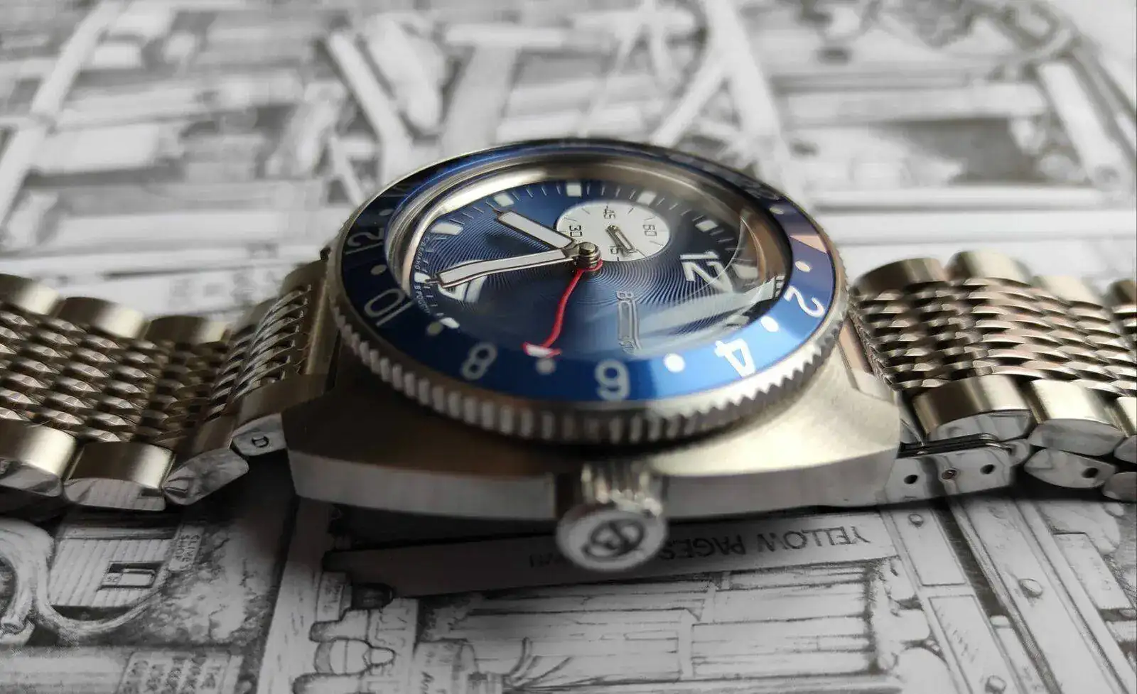 Vostok Amphibia 170 GMT Mod "Pitufinsky" | Relojes Especiales, EL foro ...
