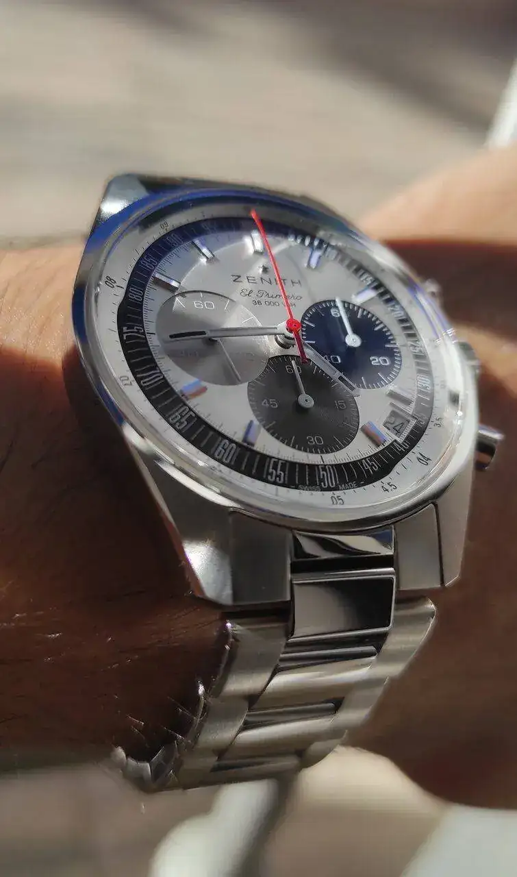 Zenith vs. Zenith | Página 2 | Relojes Especiales, EL foro de relojes