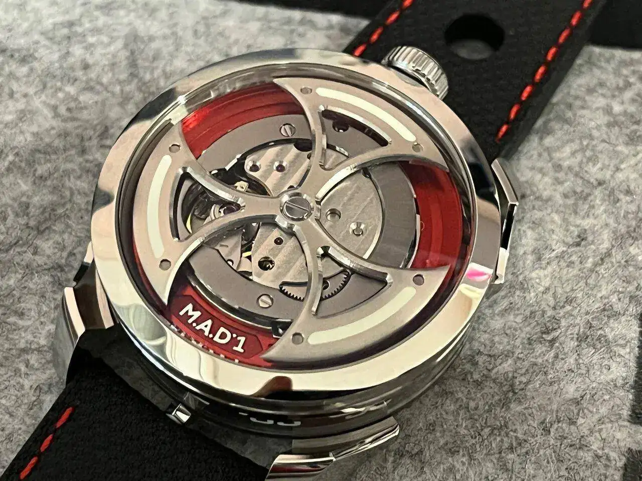 MB&F MAD1 Red Edition NUEVO! | Relojes Especiales, EL foro de relojes