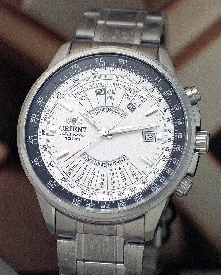 ORIENT 40th Anniversary (Calibre 469) o Orient New Multi-Year Calendar ...