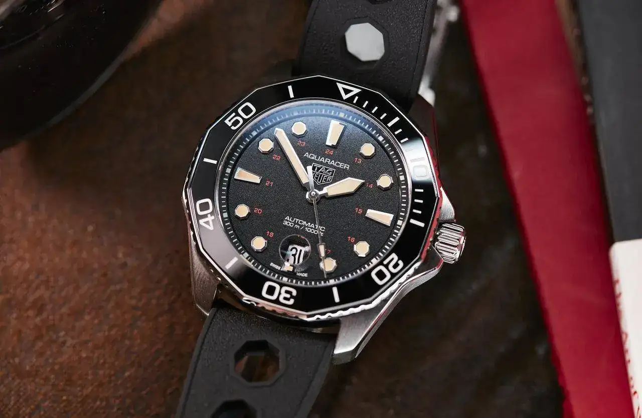 Cual de estos dos TAG os quedarías | Página 3 | Relojes Especiales, EL ...